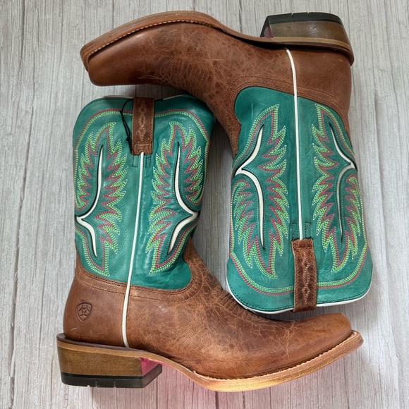 Ariat | Shoes | Ariat Futurity Colt Western Boot Womens | Poshmark